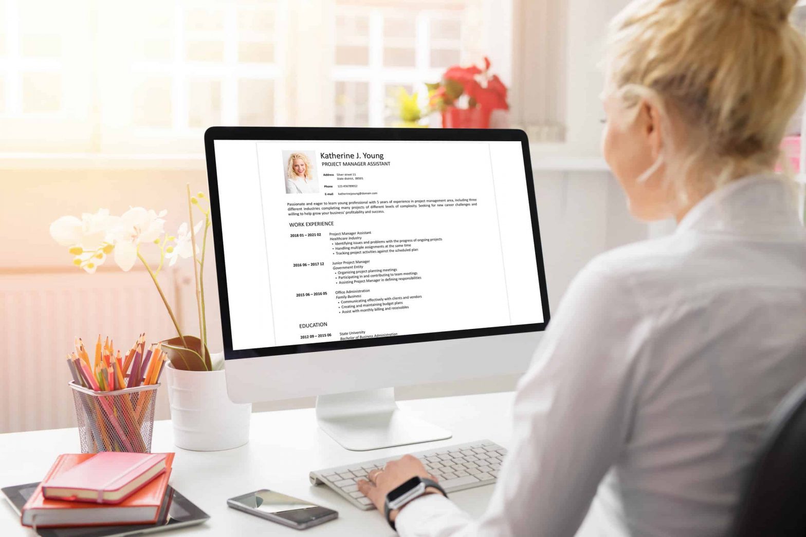 15 exemplos de resumo profissional para currículo